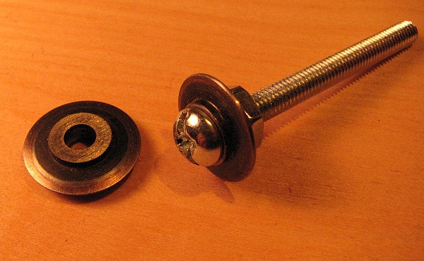 Making Joints in Telescoping Brass Tubing: Slip fit Press-fit Detent-fit.